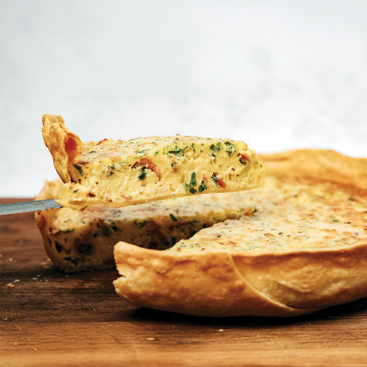 Cheesy Garlic Quiche – Pepper & Me